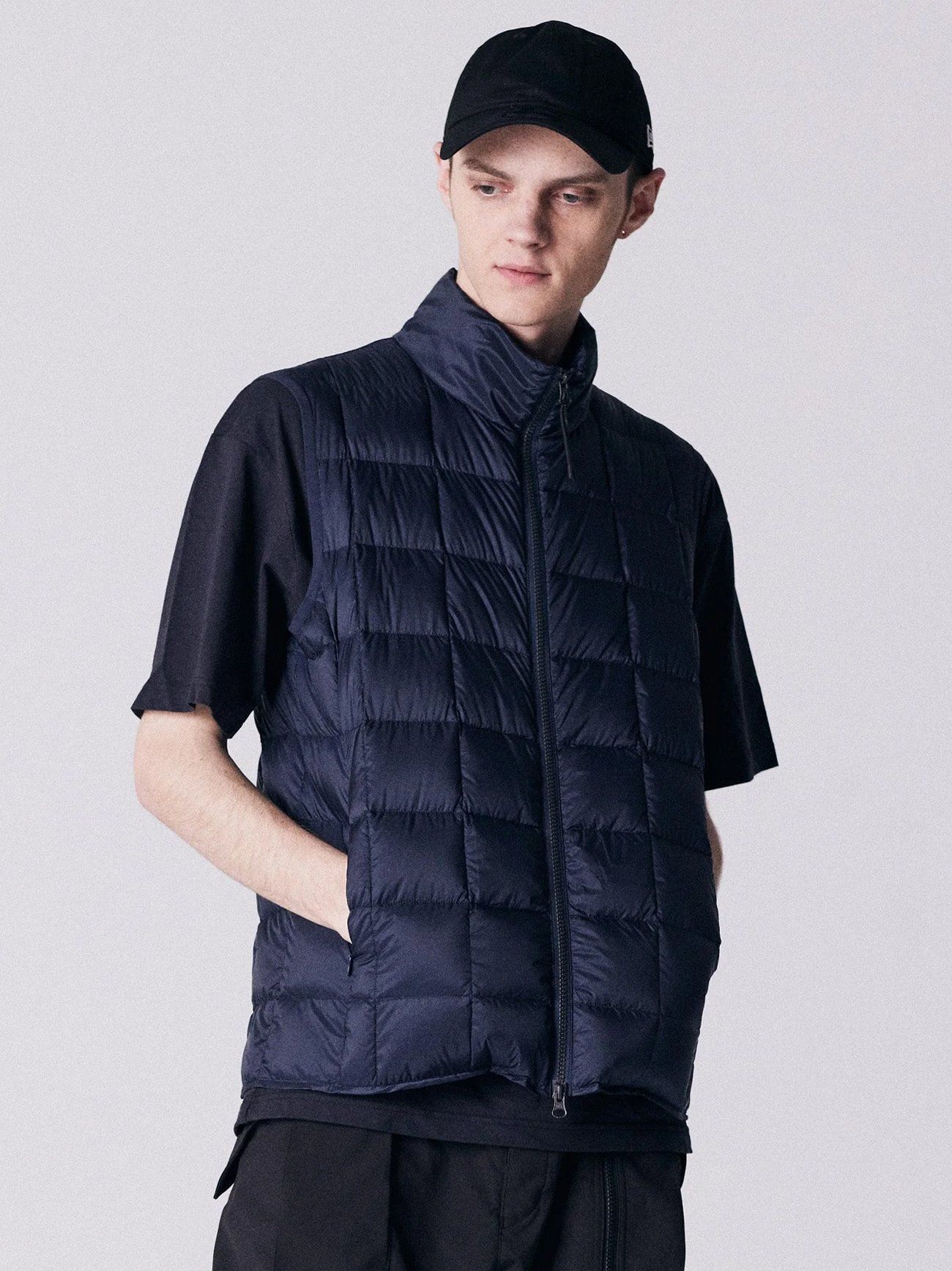 Taion Mens Navy Hi Neck Zip Down Gilet | Designerwear