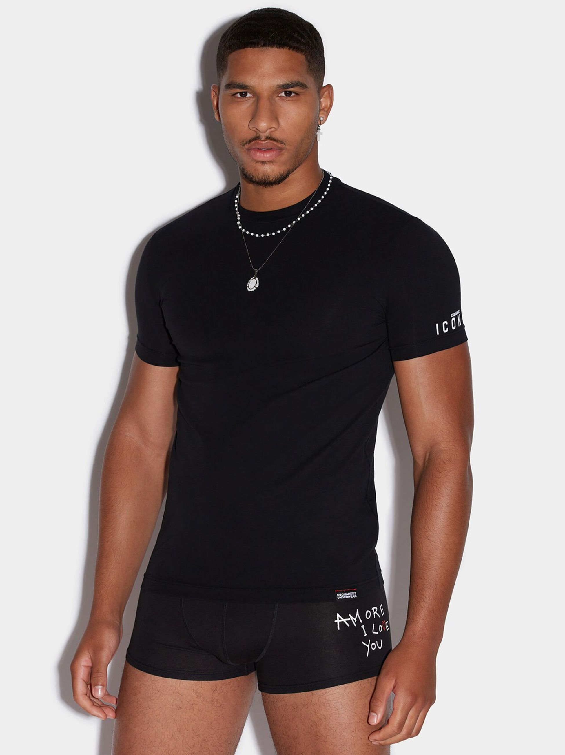 DSQUARED2 Black Iconic Arm T-Shirt | Designerwear | Signup for an ...